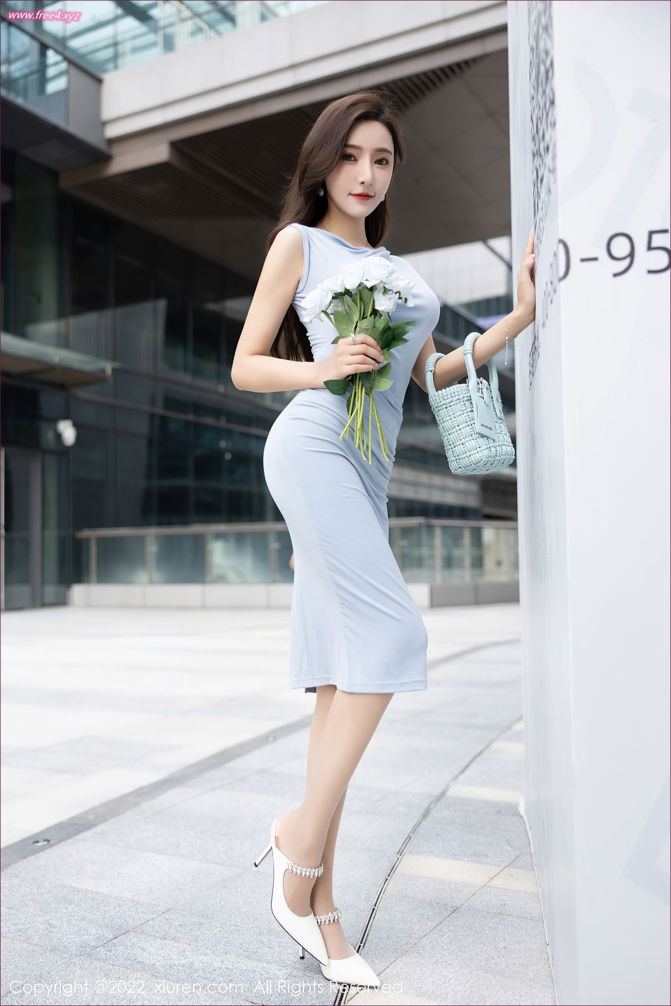 [XIUREN] 2022.NO.5674 Yanni - C-Photobook